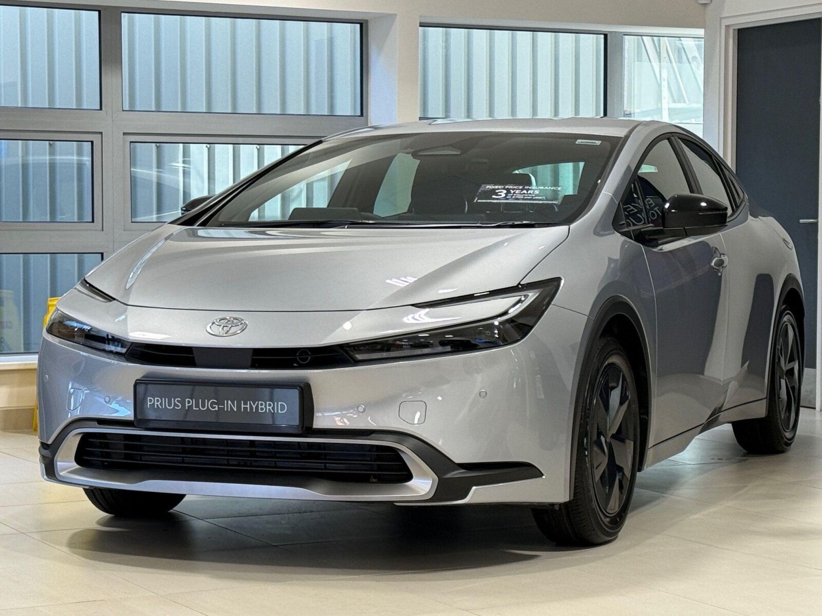 used Toyota Prius 2.0 13.6kWh Design CVT Euro 6 (s/s) 5dr for sale in ...